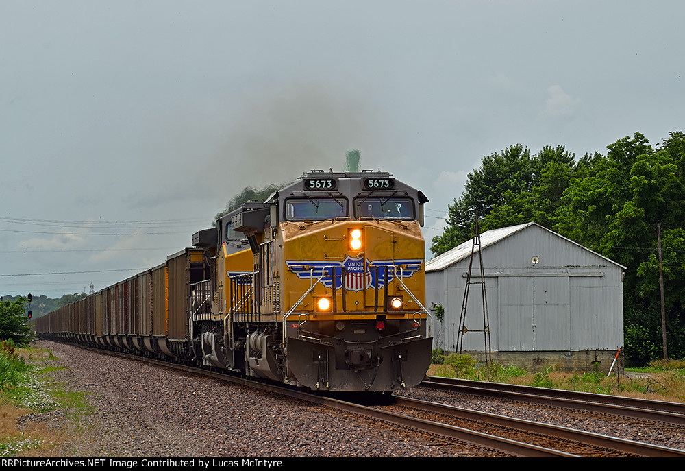 UP 5673 eastbound UP loaded coal train